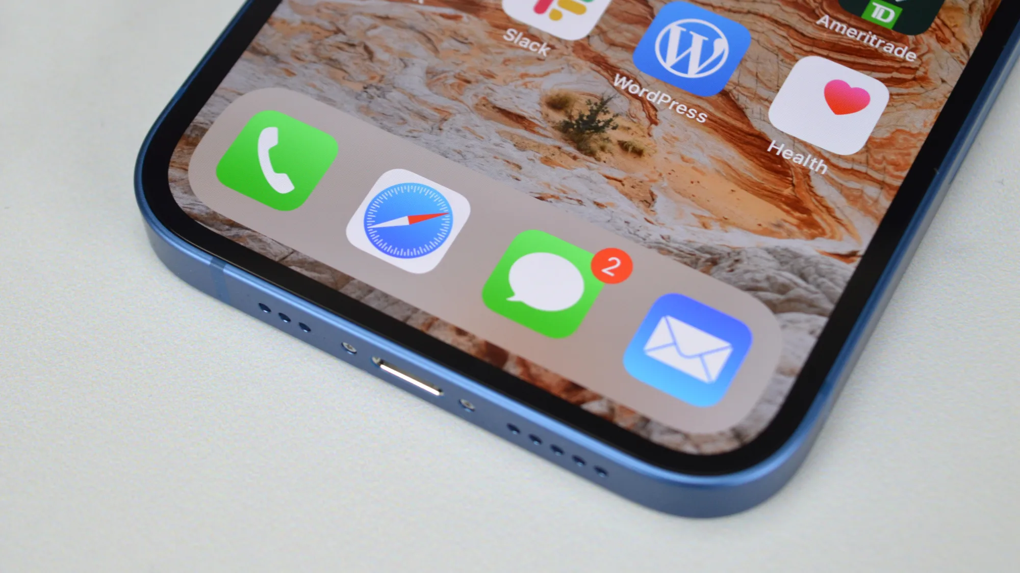 How To Retrieve Deleted Voicemail On IPhone