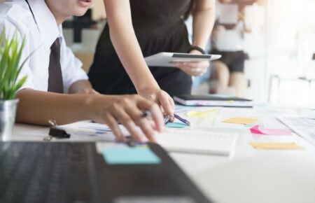 How to Easily Improve Your Internal Communications Policy to Uplevel ...