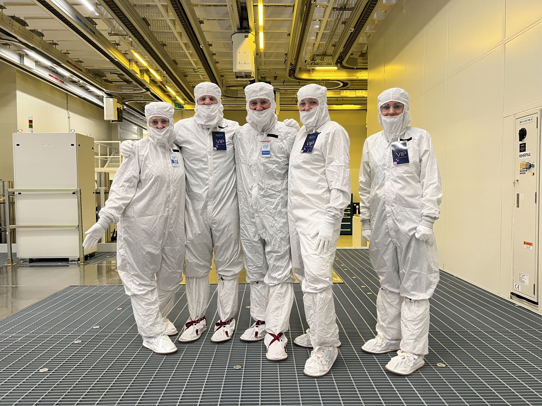 Why Intel Bunny Suit is not just another Cleanroom Suit? - TechPluto ...